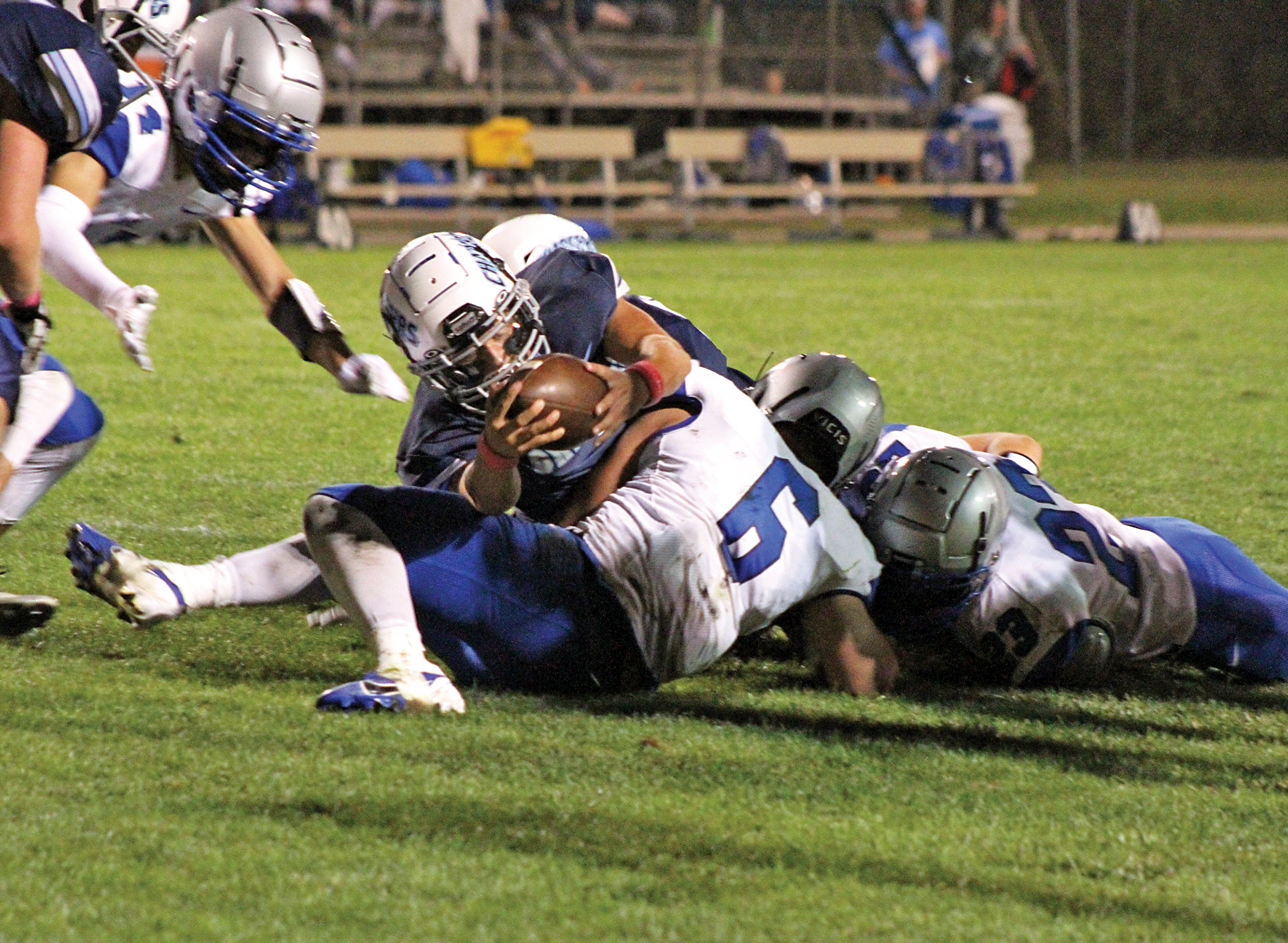 Peterson, Price lead MVL past LCWM | News, Sports, Jobs - The Journal